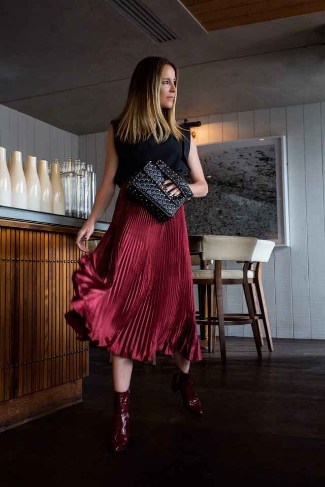 5 outfits que harán del rojo tu nuevo color favorito – La Revista IN